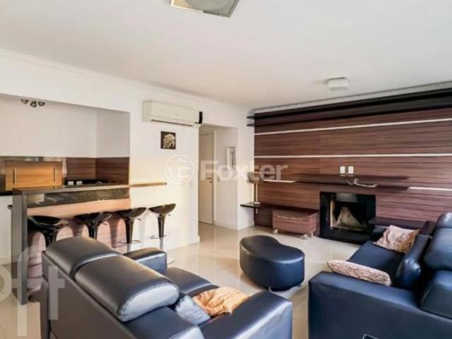 Apartamento, 3 dormitórios, 134.8 m², em Passo da Areia