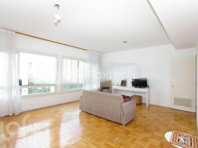 Apartamento, 3 dormitórios, 134 m², em Rio Branco