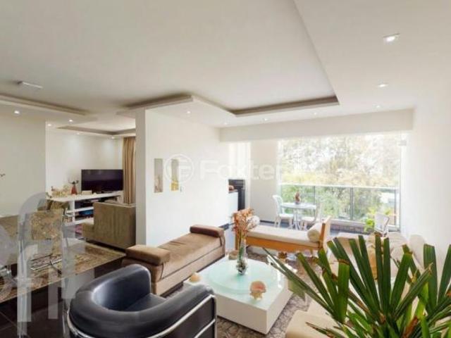 Apartamento, 3 dormitórios, 135 m², em Vila Andrade
