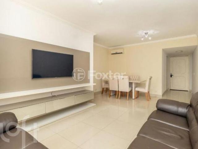 Apartamento, 3 dormitórios, 136.2 m², em Auxiliadora