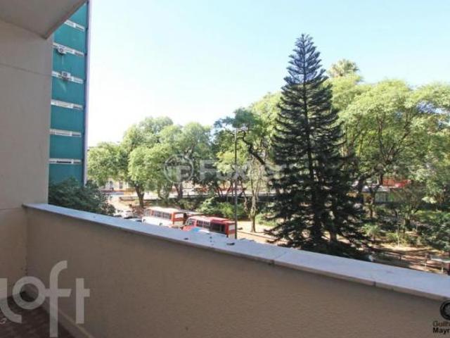 Apartamento, 3 dormitórios, 136 m², em Centro Histórico