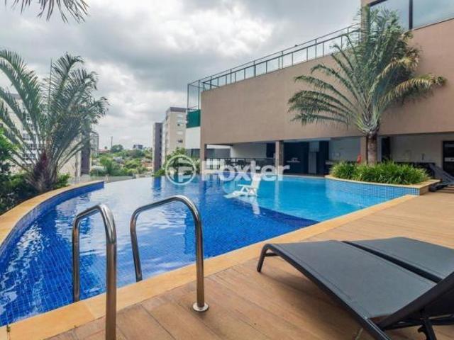 Apartamento, 3 dormitórios, 136 m², em Chácara das Pedras