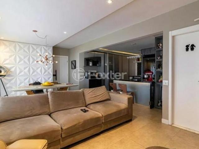 Apartamento, 3 dormitórios, 136 m², em Vila Anastácio