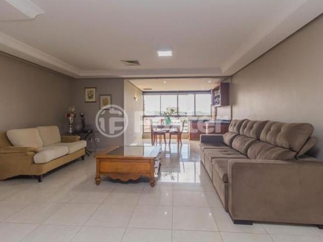 Apartamento, 3 dormitórios, 138.79 m², em Bela Vista