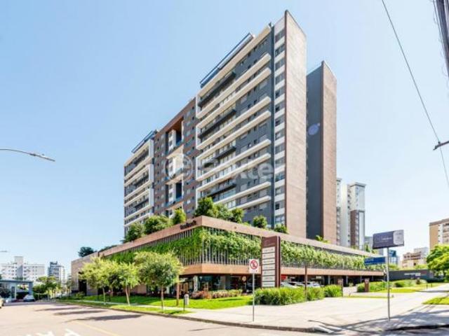 Apartamento, 3 dormitórios, 138 m², em Boa Vista
