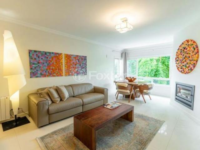 Apartamento, 3 dormitórios, 139.02 m², em Bavária