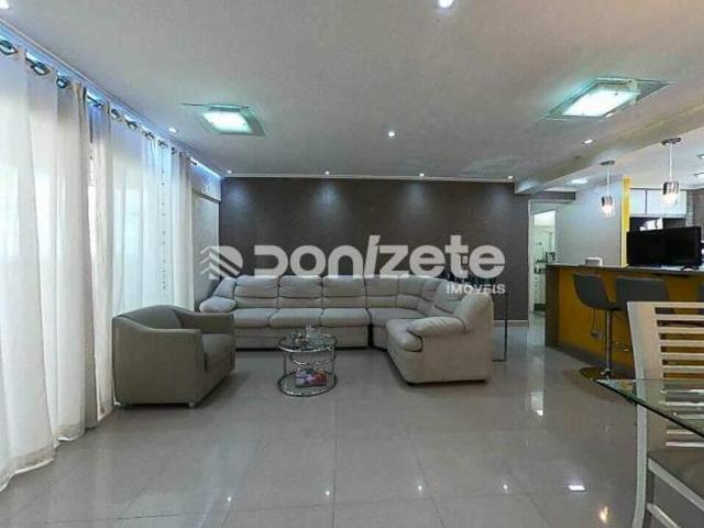Apartamento 3 dormitórios 1 suíte, 3 vagas – Frente no Campestre em Santo André