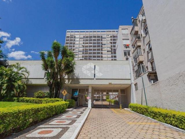 Apartamento 3 dormitórios 1 suíte 120m² 1 vaga no bairro Moinhos de Vento