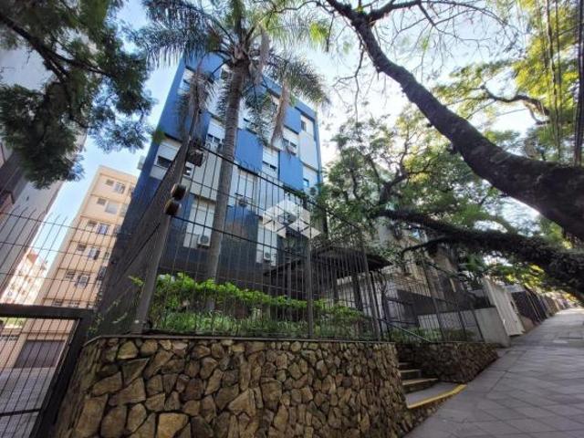 Apartamento 3 dormitórios 1 suíte 134m² 1 vaga no bairro Moinhos de Vento