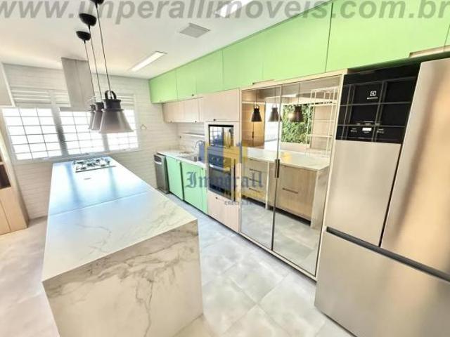 Apartamento 3 dormitórios 1 suíte 133 m² Edifício Solar das Rosas Vila Adyana SJC SP 2 vagas
