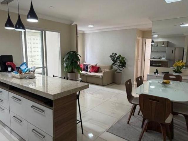 Apartamento, 3 dormitórios, 1 suíte, 1 vaga, varanda a venda