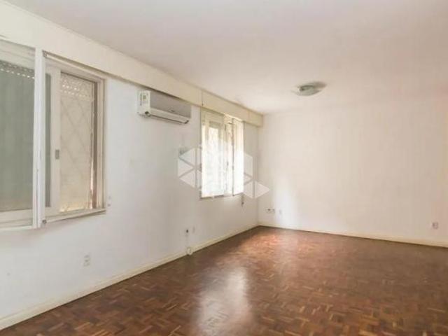 Apartamento 3 dormitórios, 1 suíte, 2 vagas, 115m² privativos, bairro Rio Branco