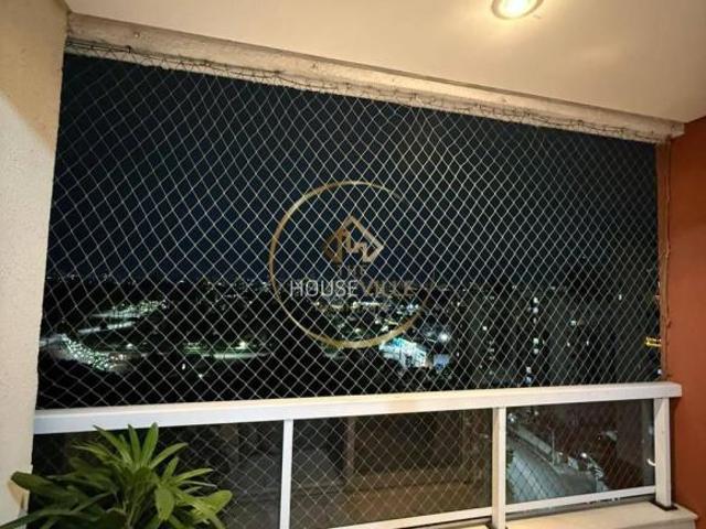Apartamento 3 Dormitórios 1 suíte, 2 vagas, Andar Alto Vista livre, Sjc