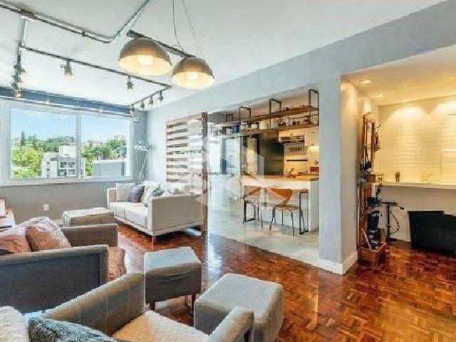 Apartamento 3 dormitórios, 1 suíte, 2 vagas, Menino Deus