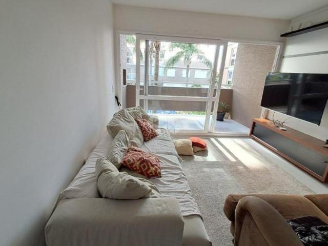 Apartamento 3 dormitórios, 1 suíte, 90m² privativos, 2 vagas Próximo ao Shopping Iguatemi