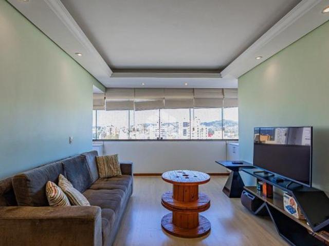 Apartamento 3 dormitórios 1 suíte 96m² 2 vagas no bairro Jardim Botânico