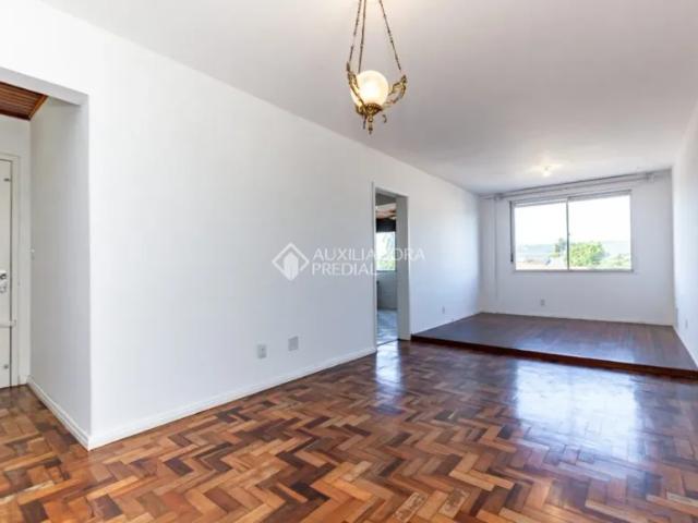 Apartamento 3 dormitórios 1 suíte, à venda no bairro Medianeira, Porto Alegre