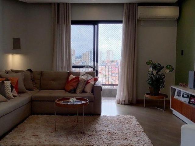 Apartamento 3 dormitórios, 1 suíte e 2 vagas em Santa Teresinha
