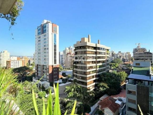 Apartamento, 3 dormitórios, 251.08 m², em Auxiliadora