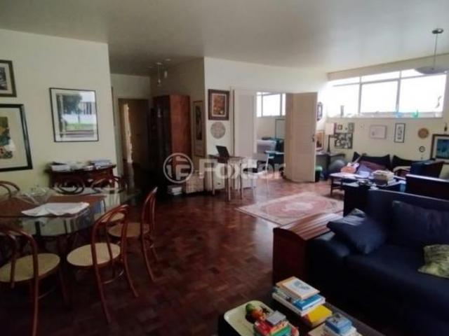 Apartamento, 3 dormitórios, 260 m², em Santa Cecília