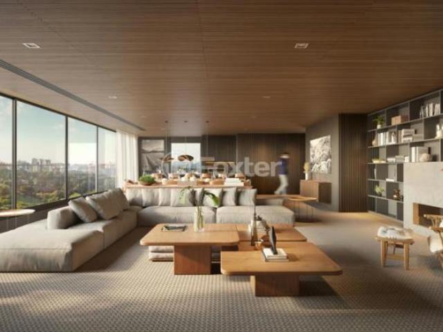 Apartamento, 3 dormitórios, 286 m², em Bela Vista