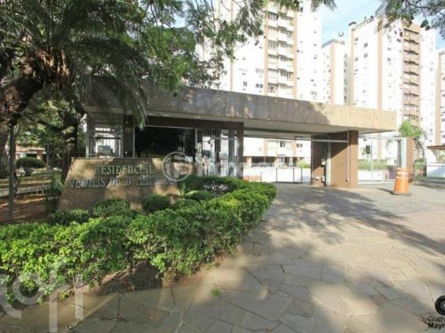 Apartamento, 3 dormitórios, 200 m², em Boa Vista
