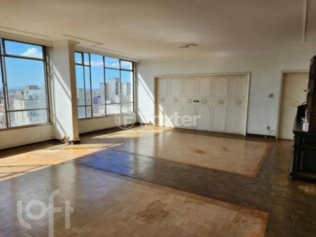 Apartamento, 3 dormitórios, 207.15 m², em Centro Histórico