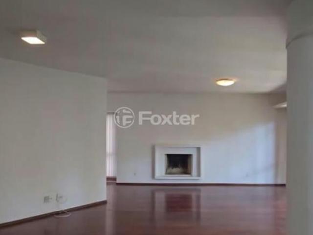 Apartamento, 3 dormitórios, 208 m², em Vila Madalena