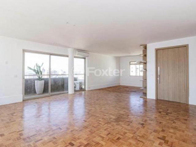 Apartamento, 3 dormitórios, 213 m², em Consolação