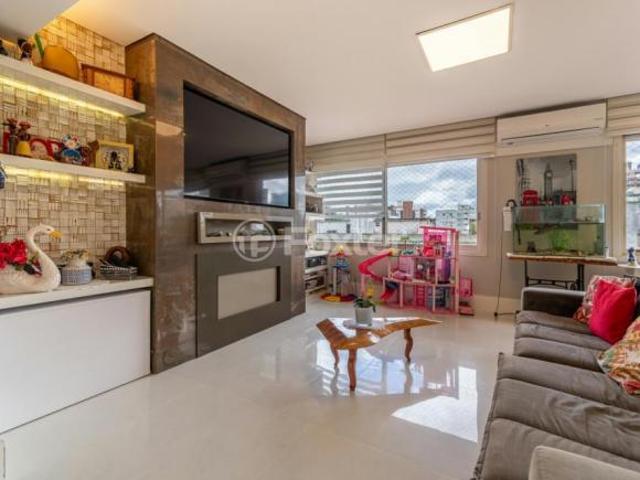 Apartamento, 3 dormitórios, 211 m², em Auxiliadora
