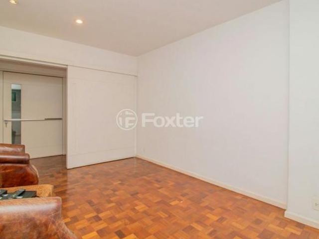 Apartamento, 3 dormitórios, 222 m², em Consolação