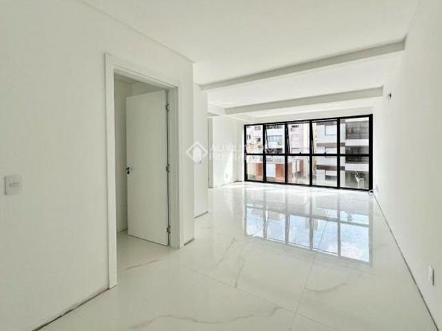 Apartamento 3 dormitórios, 2 suítes e 2 vagas no Centro de Capão da Canoa