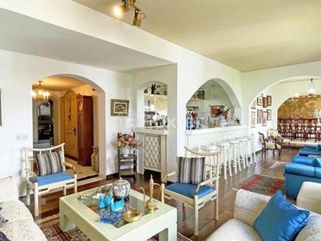 Apartamento, 3 dormitórios, 347.19 m², em Rio Branco