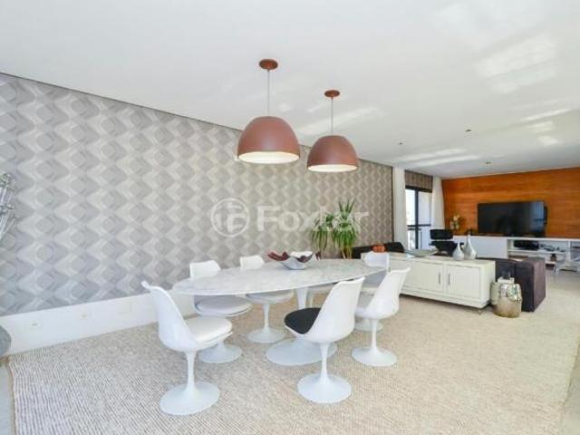 Apartamento, 3 dormitórios, 370.59 m², em Vila Andrade