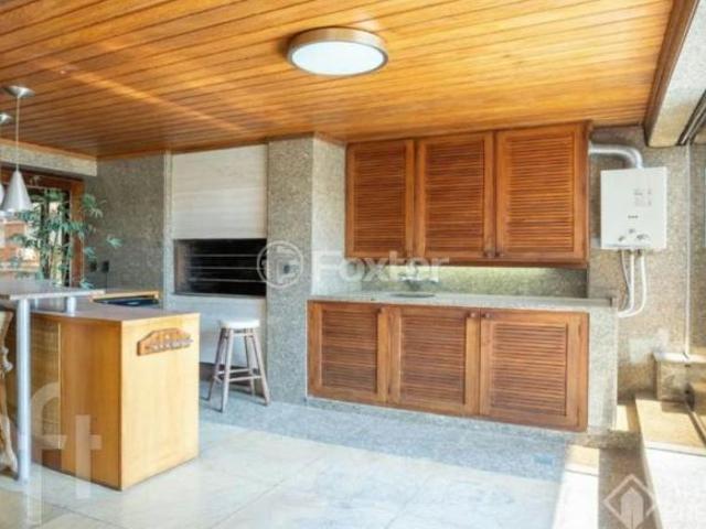 Apartamento, 3 dormitórios, 383.31 m², em Moinhos de Vento