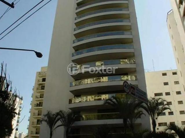Apartamento, 3 dormitórios, 303 m², em Santa Cecilia