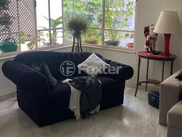 Apartamento, 3 dormitórios, 300 m², em Higienópolis