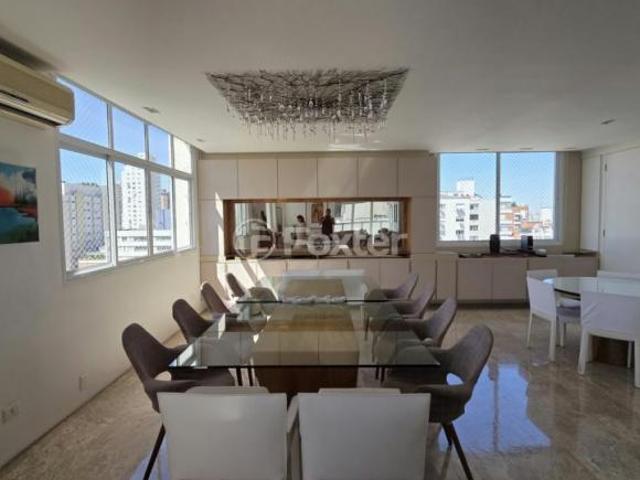 Apartamento, 3 dormitórios, 300 m², em Jardim Paulista