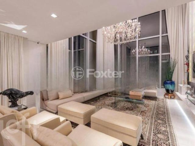 Apartamento, 3 dormitórios, 316.66 m², em Jardim Europa