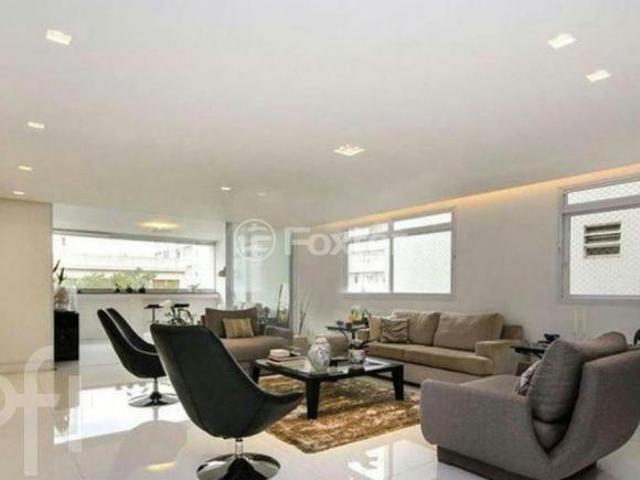 Apartamento, 3 dormitórios, 330 m², em Higienópolis