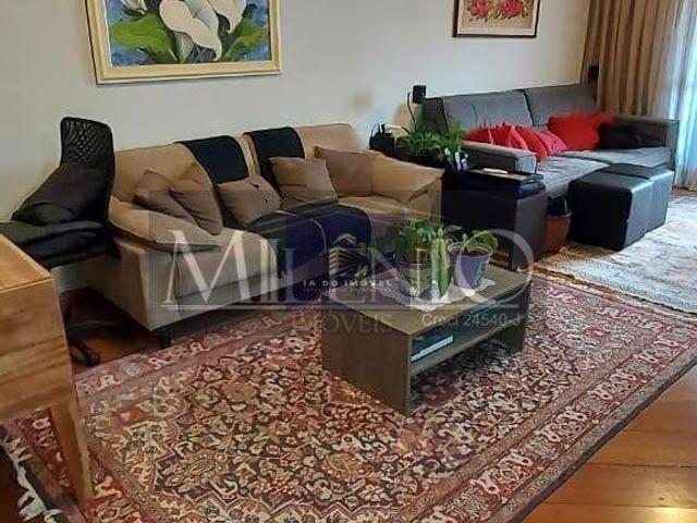 Apartamento 3 dormitórios, 3 suítes e 3 vagas em Moema