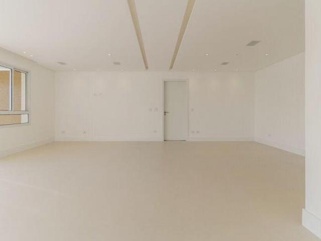 Apartamento 3 Dormitórios, 3 Suítes, 158 m², à venda por R$ 2.390.000 Água Verde, Curitiba PR