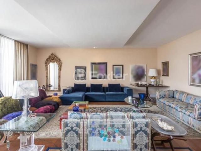 Apartamento, 3 dormitórios, 486.52 m², em Moinhos de Vento