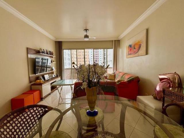Apartamento 3 Dormitórios 4 banheiros à Venda na Pitangueiras no Guarujá | QV.