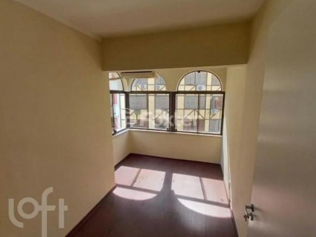 Apartamento, 3 dormitórios, 56.39 m², em Centro Histórico