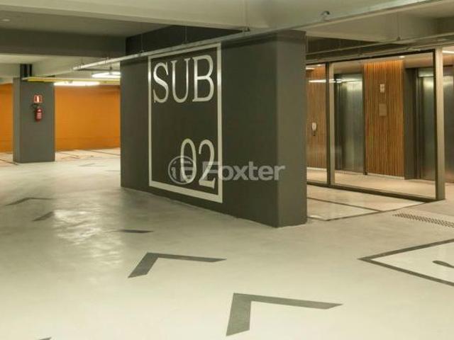 Apartamento, 3 dormitórios, 585.45 m², em Jardins