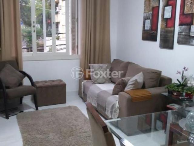 Apartamento, 3 dormitórios, 59.69 m², em Petrópolis