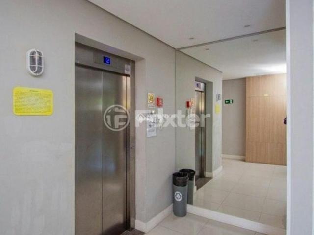Apartamento, 3 dormitórios, 65 m², em Farrapos