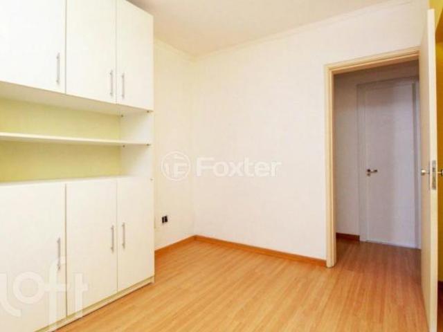 Apartamento, 3 dormitórios, 65 m², em Mont Serrat