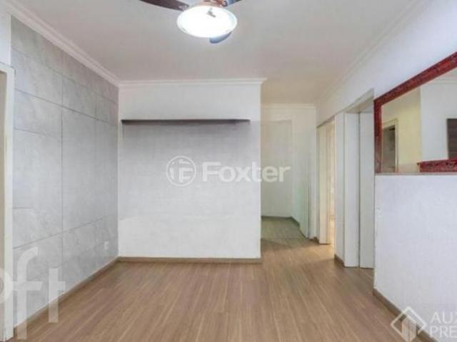 Apartamento, 3 dormitórios, 65 m², em Petrópolis